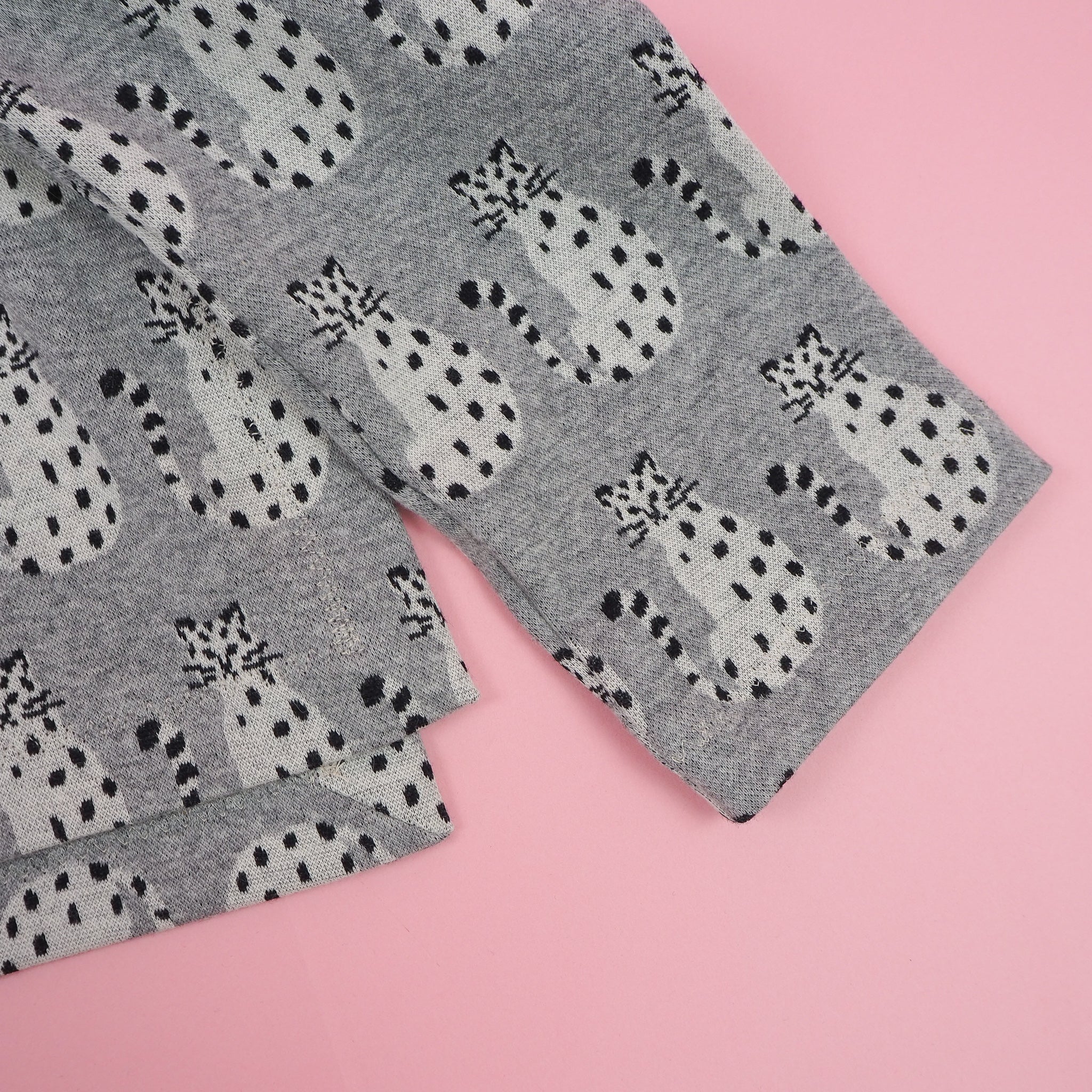 Leopard White/Grey - Knit Jacquard – Grid Fabrics